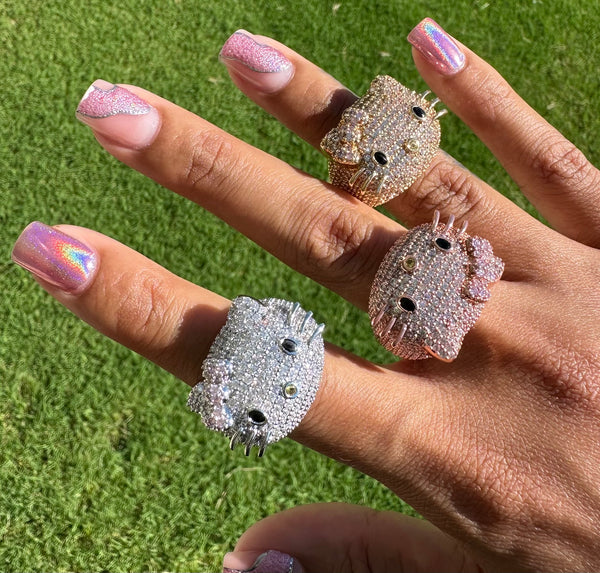 Hello Kitty Jewelry – Rings, Necklaces, Earrings, Bracelets – CharmBox